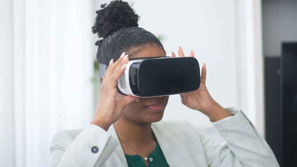 Leadership 4.0: adapting organisations in a rapidly evolving world ...